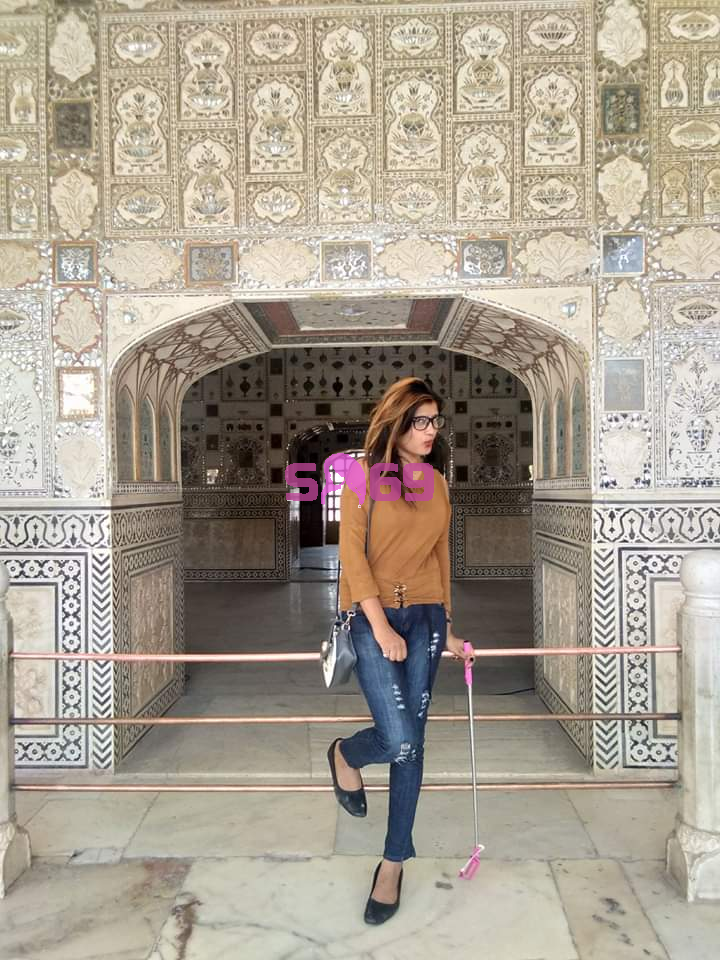 Alka Puri (Gwalior) Escorts Service - Call Girls with Number